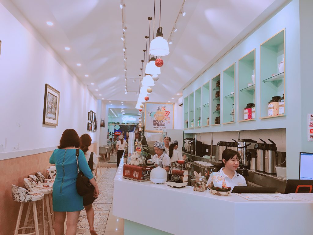 【閉店】英国気分が味わえる？ベトナム人女性に人気のイギリススタイルのカフェ「Britea~English Tea House~」 - ベトナム ...