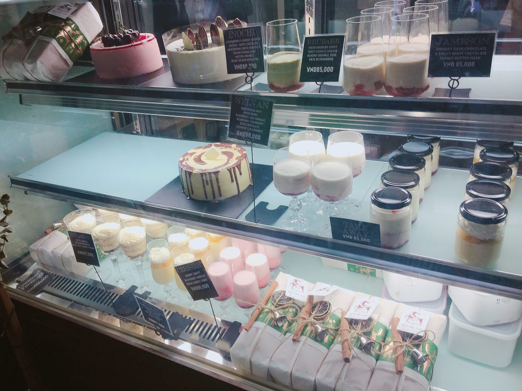 【移転】The Vagabond Bakery-女性たちを魅了する、美味しいスイーツを堪能できる大人モダンなカフェ☆ - ベトナムリアルガイド
