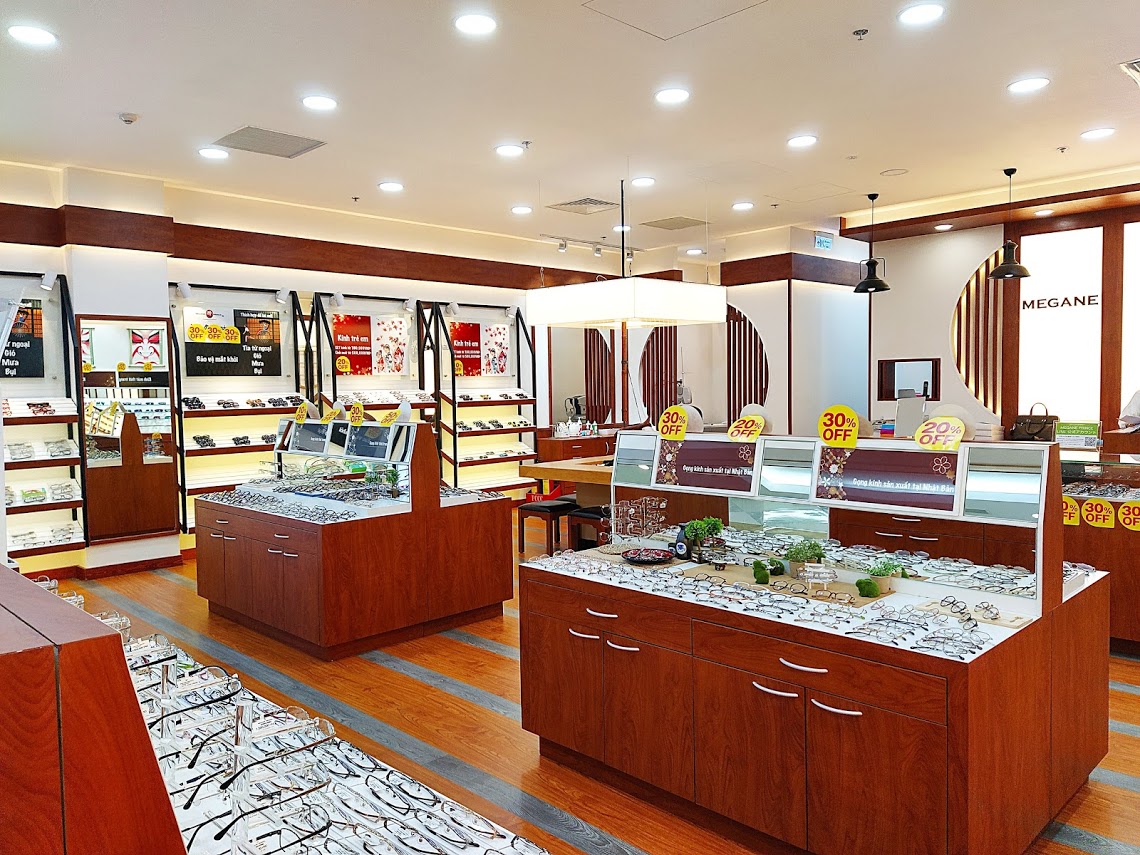 【ホーチミン】コンタクトレンズを購入＠「MEGANE PRINCE(メガネプリンス)」 - ベトナムリアルガイド