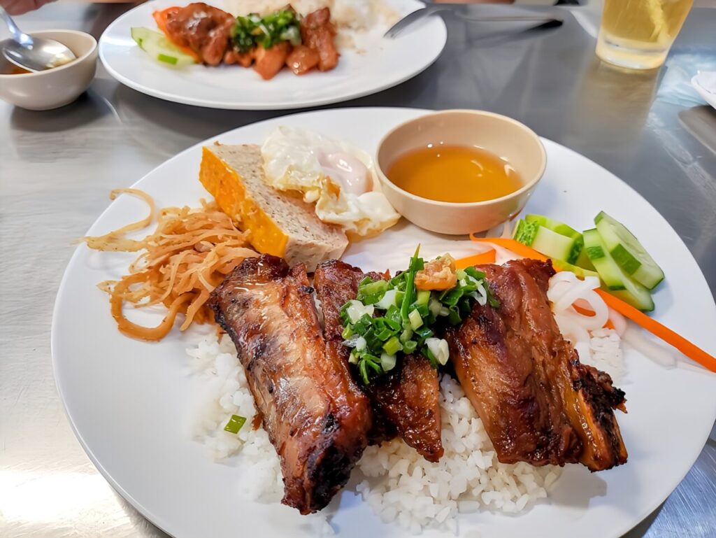 ホーチミンの南部名物コムタムチェーン「Com Tam Bui Sai Gon」