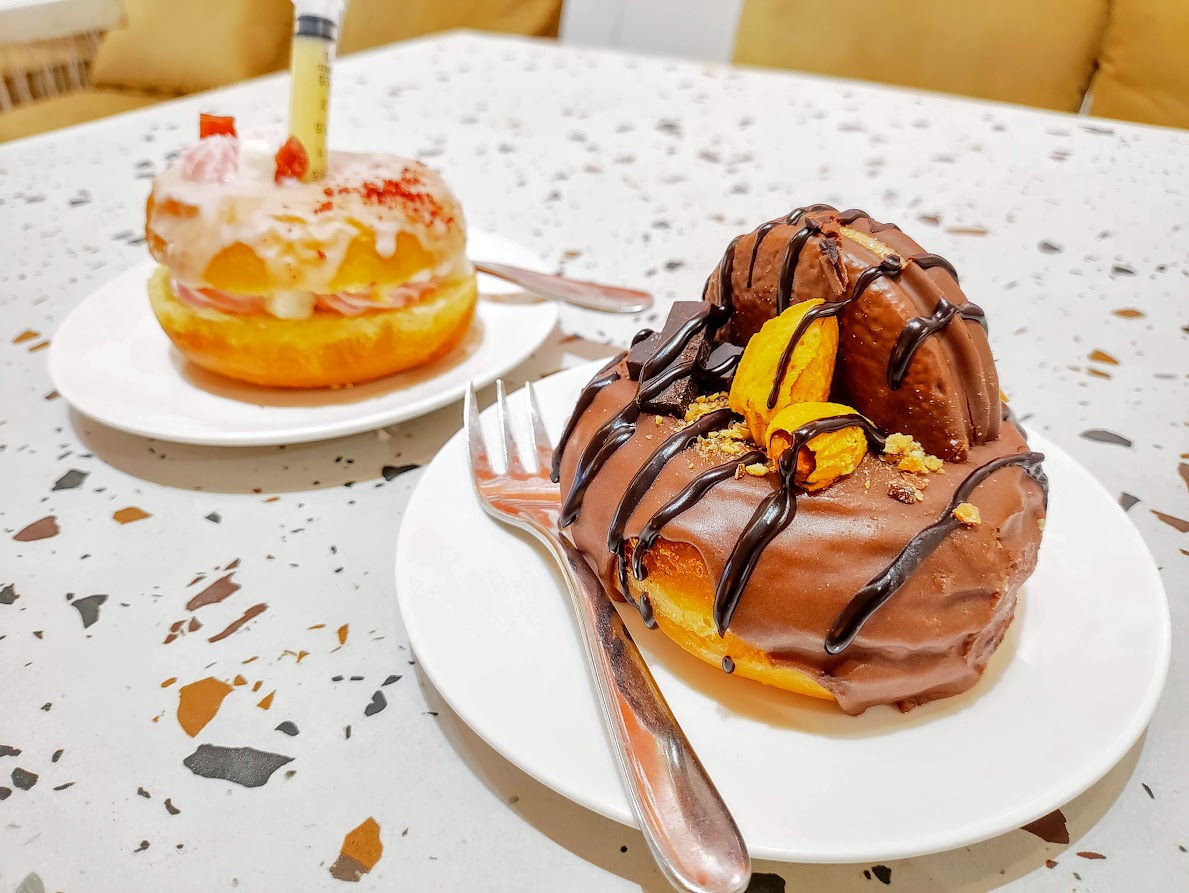 【ホーチミン】可愛いドーナツが人気「DOSH」2区Xuan Thuy通りの大型カフェへ - ベトナムリアルガイド