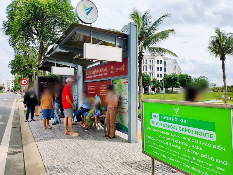 【無料ルート/GRP03】ホーチミンで電気路線バス「VINBUS」乗り方解説 - ベトナムリアルガイド