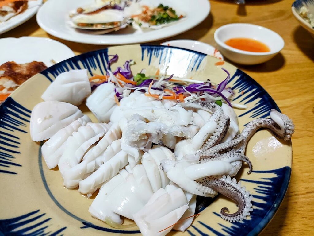 日本人も行きやすい！ニャチャンの美味しいシーフードレストラン「Luong Son Cang Restaurant」 - ベトナムリアルガイド